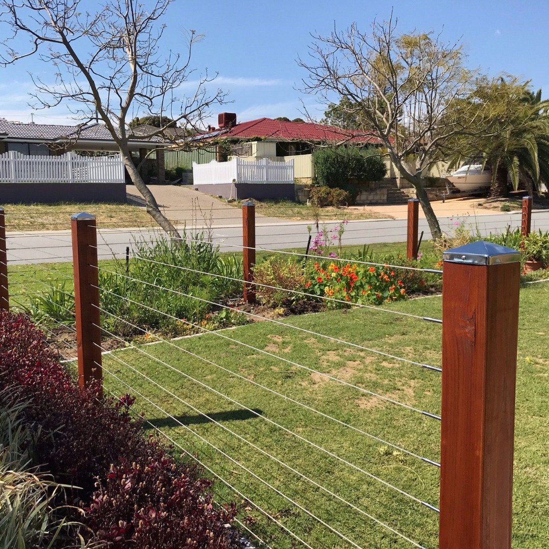 20 Low Fence Ideas for Front Yard – VividDen