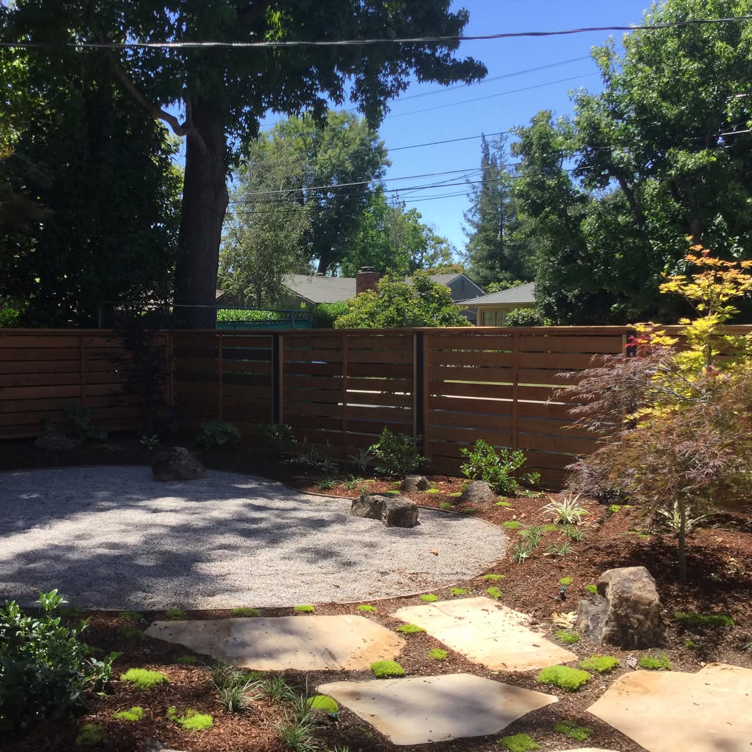 20 Low Fence Ideas for Front Yard – VividDen